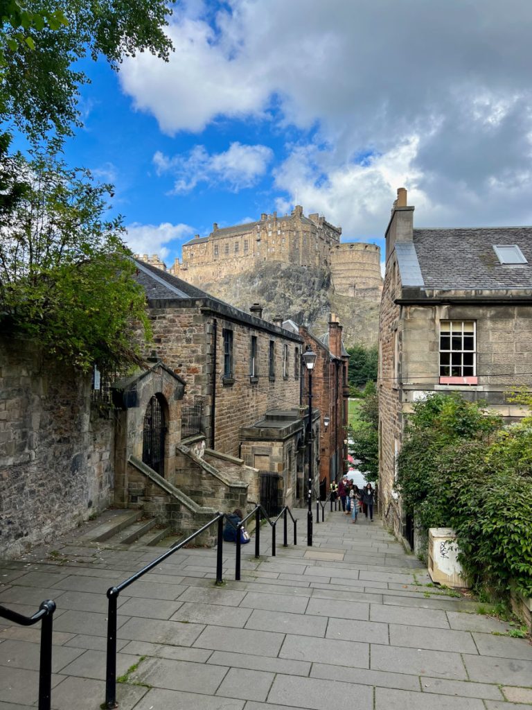 The Best 2 Days in Edinburgh Itinerary for a Solo Trip to Scotland